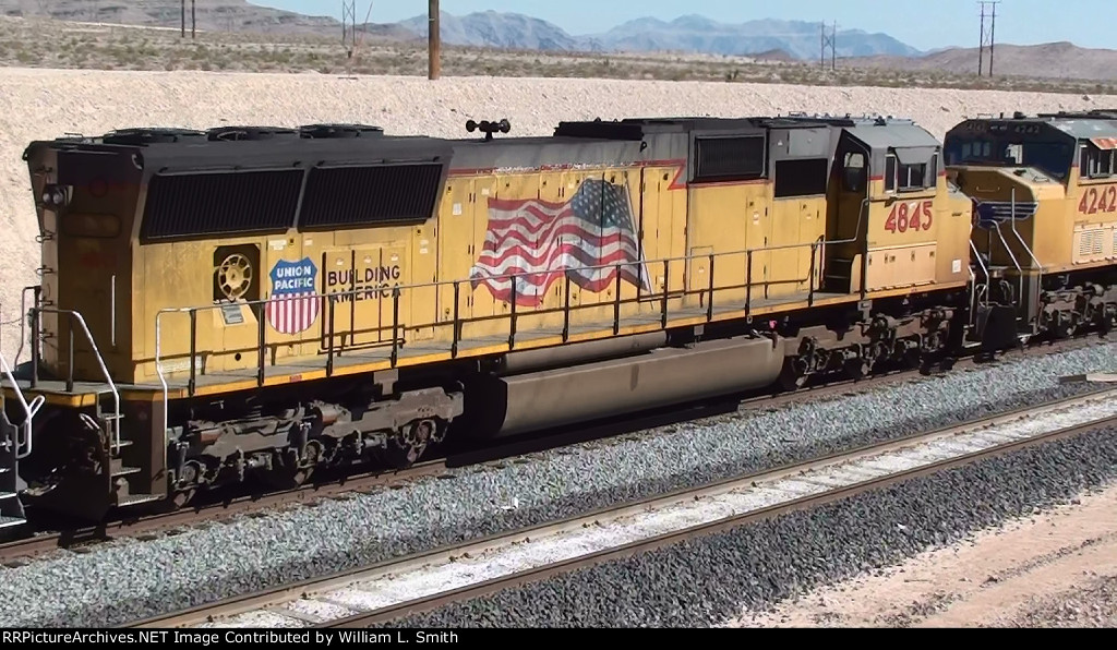 WB Frt at Apex Summit NV - 4